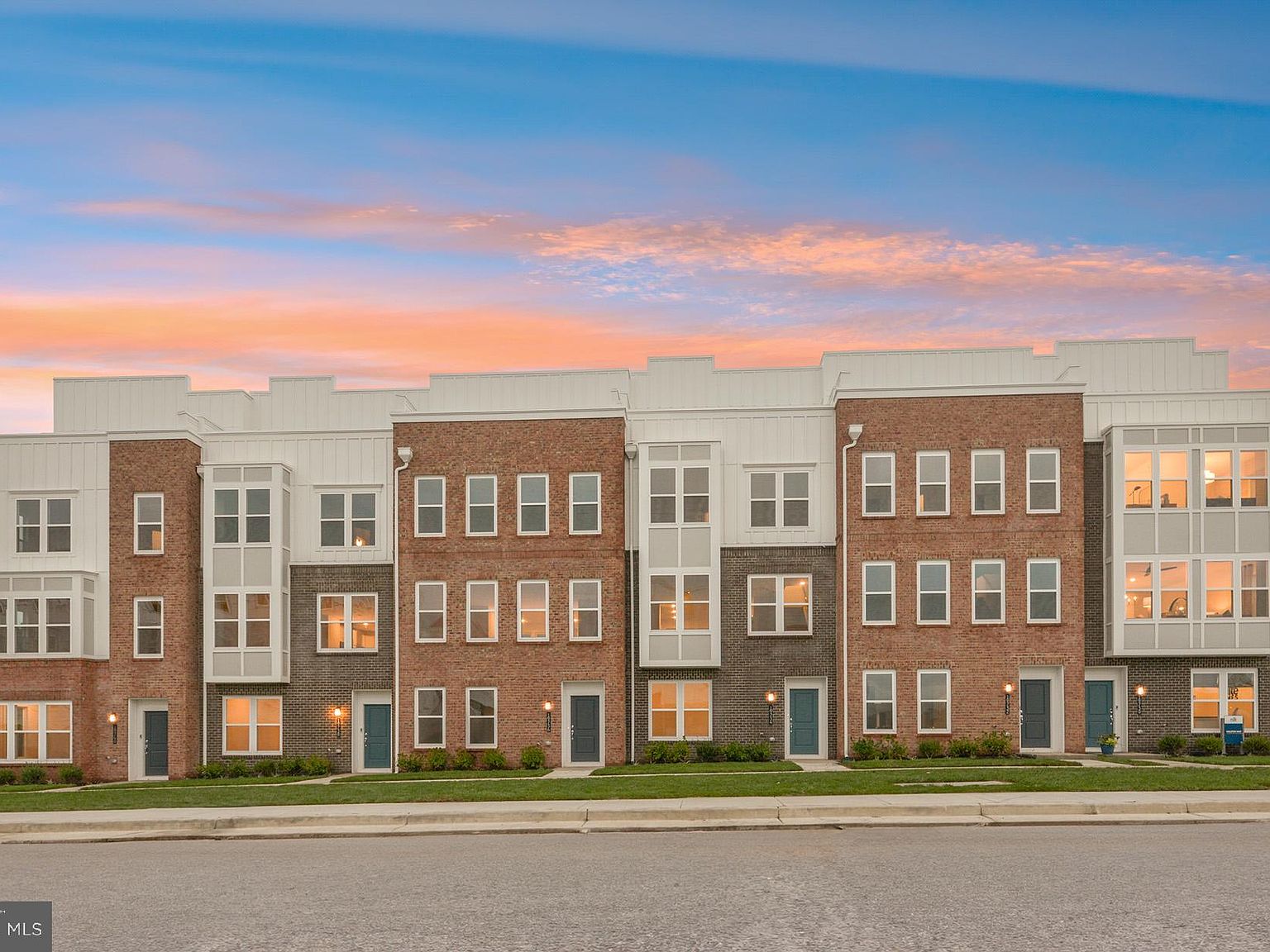 19680 Peach Flower Ter, Ashburn, VA 20147 | MLS #VALO2084954 | Zillow