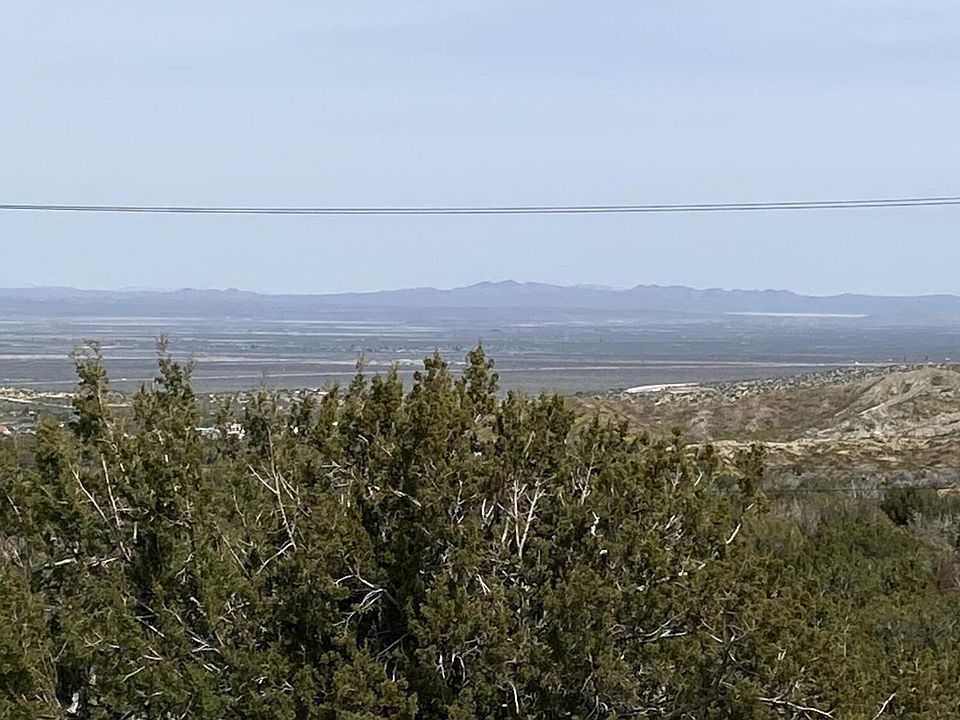 10810 Four Winds Rd, Littlerock, CA 93543 | MLS #23003514 | Zillow