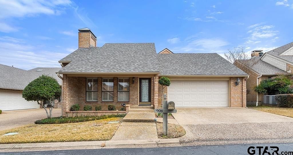 906 Woodhall Ct, Tyler, TX 75703 | MLS #25002912 | Zillow