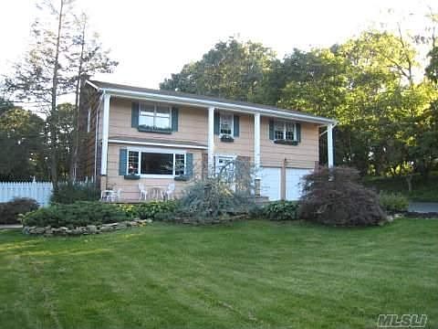 10 Great Neck Ct, Huntington, NY 11743 | Zillow