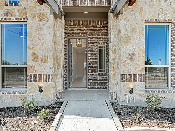 463 Crystal Lake Ln, Red Oak, TX 75154 | MLS #20707169 | Zillow