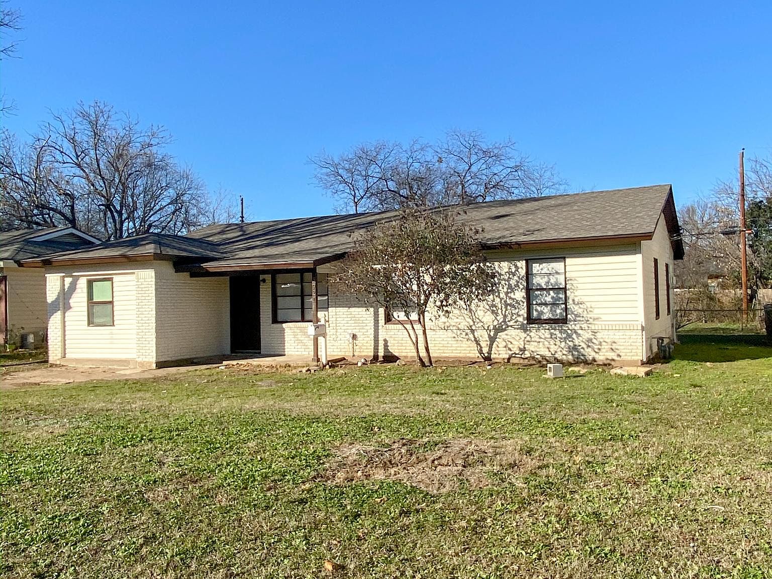 3921 Dana Dr, Haltom City, TX 76117 | Zillow