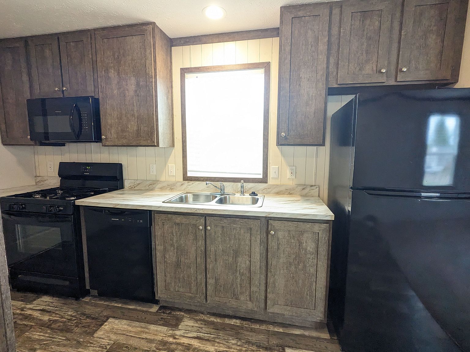 374 Utah Ct #374, Belleville, MI 48111 | Zillow