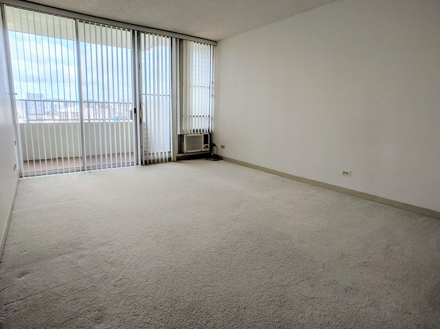 796 Isenberg St APT 18C, Honolulu, HI 96826 | Zillow