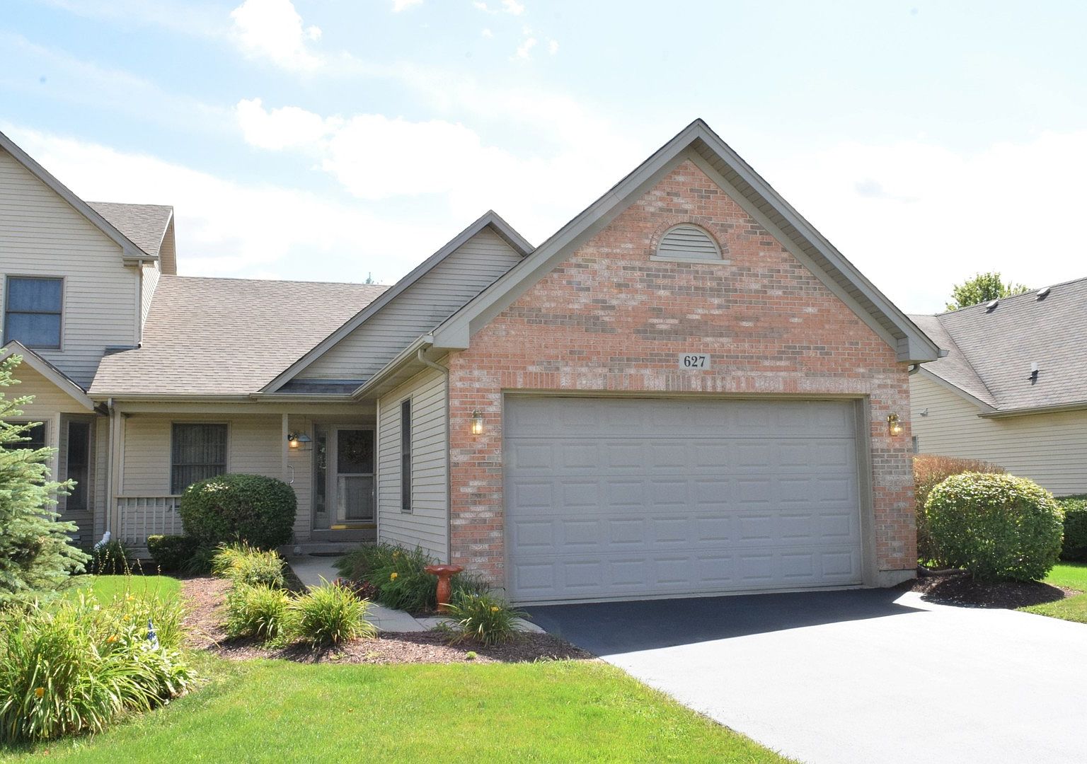 627 Hampshire Dr, Hampshire, IL 60140 | Zillow