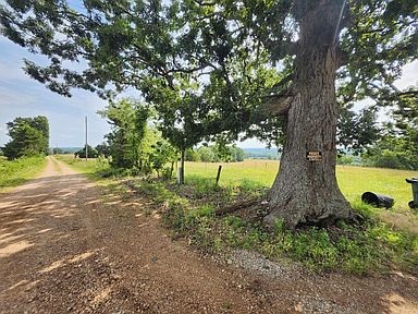 6648 County Line Rd, Graff, MO 65660 | Zillow