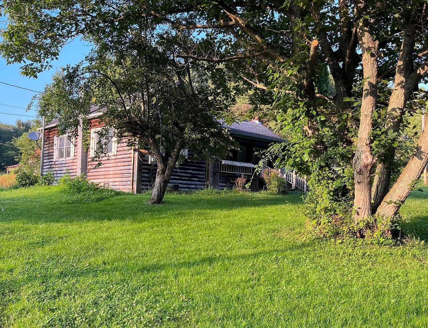 219 Putman Ln, Mountain City, TN 37683 | MLS #9953831 | Zillow