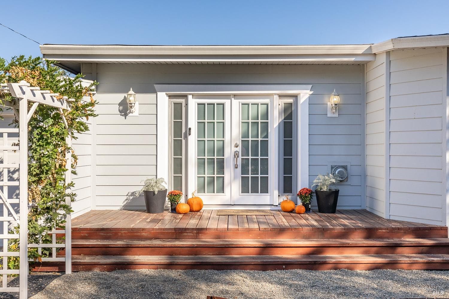 284 Thompson Ln, Petaluma, CA 94952 | MLS #323919980 | Zillow