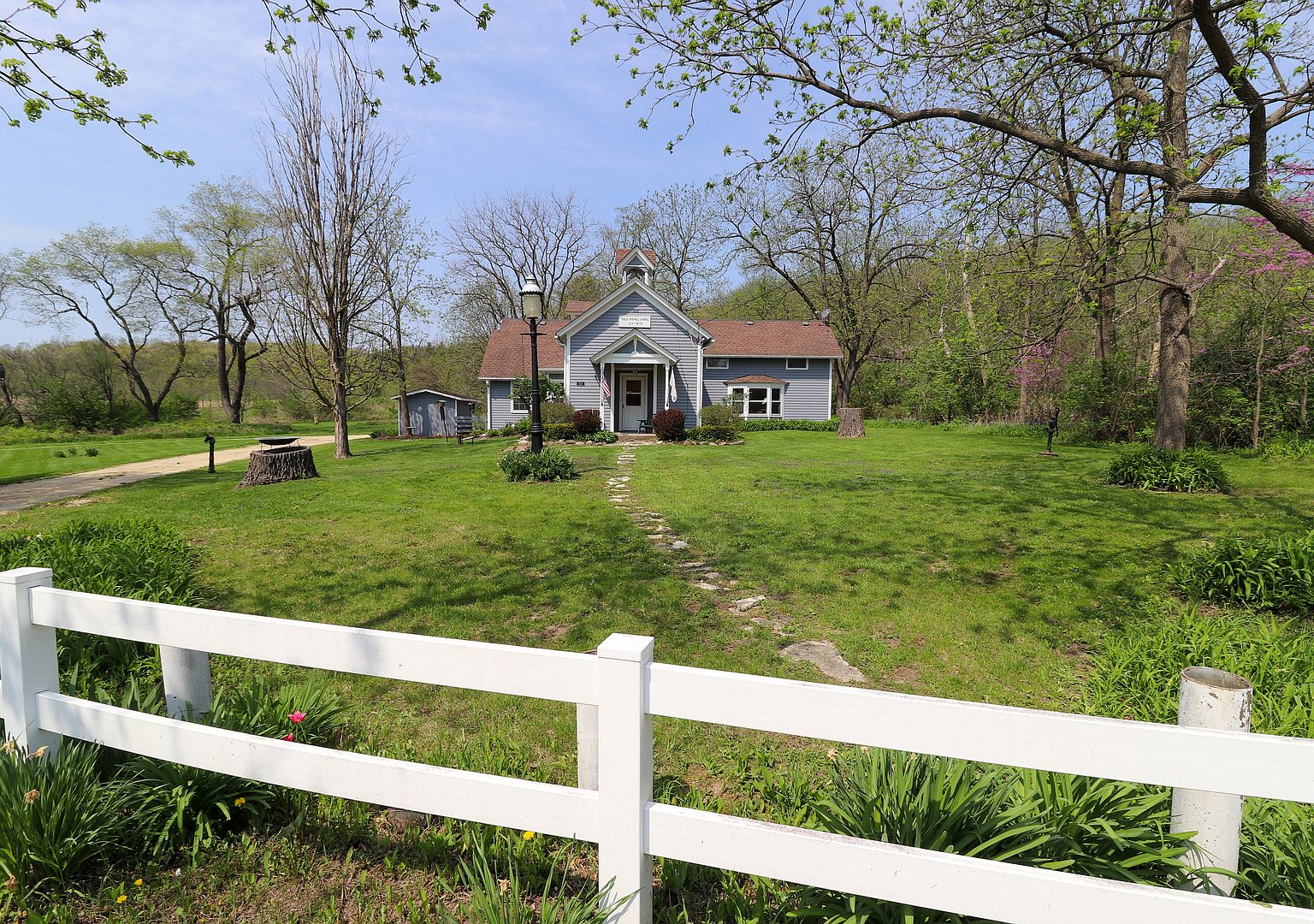9313 Bull Valley Rd, Bull Valley, IL 60098 | Zillow