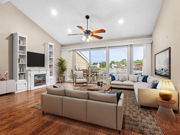 April Sound Montgomery Real Estate - April Sound Montgomery Homes For ...