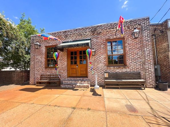Random Homes | 207 S Commerce St, Natchez, MS 39120