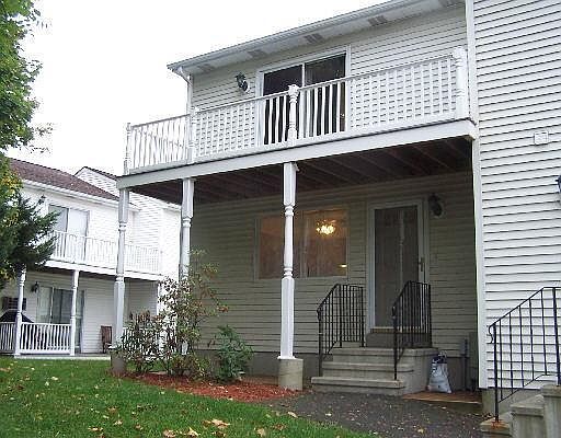 22 Triangle St #B10, Danbury, CT 06810 | Zillow