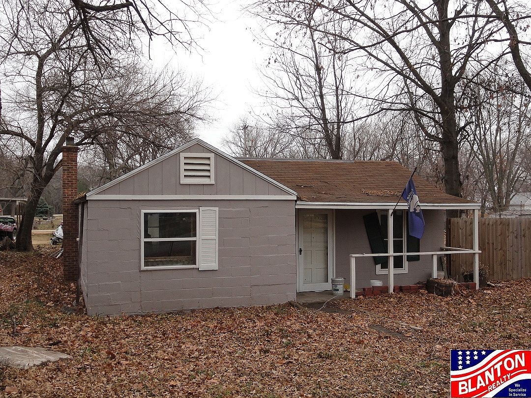 3188 Keats Ave, Manhattan, KS 66503 | Zillow
