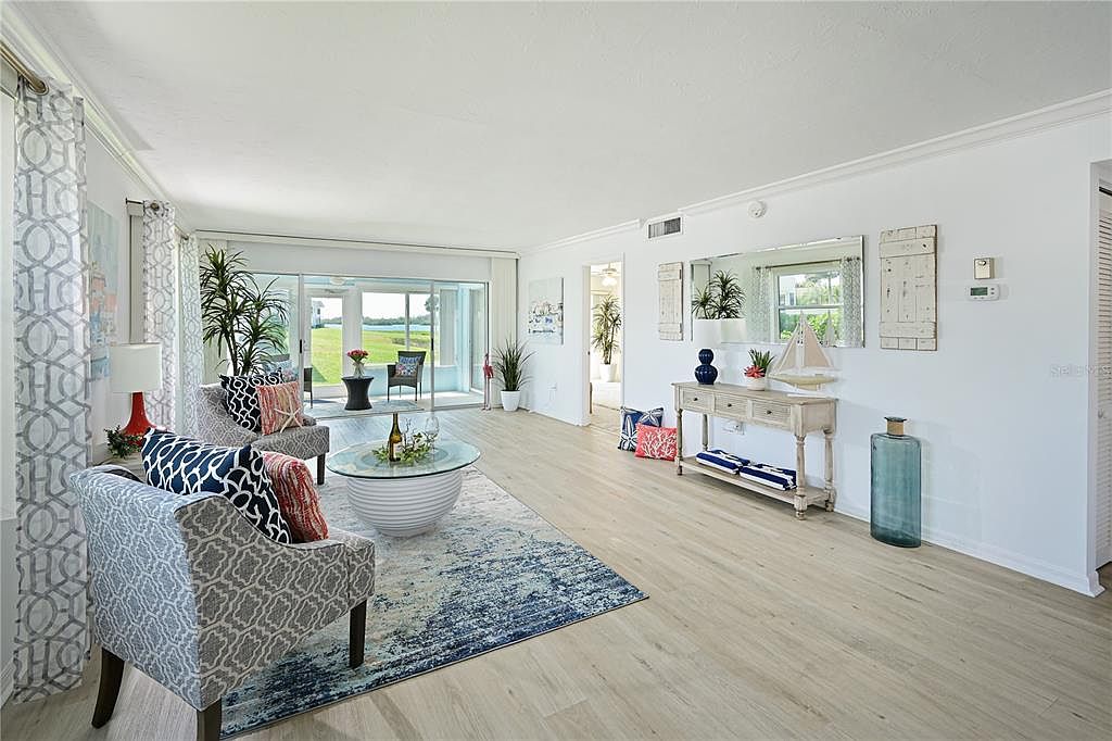 4721 Independence Dr, Bradenton, FL 34210 | MLS #A4582221 | Zillow