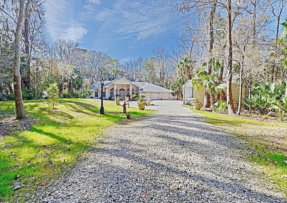 90 Winding River Ln, Inglis, FL 34449 | Zillow