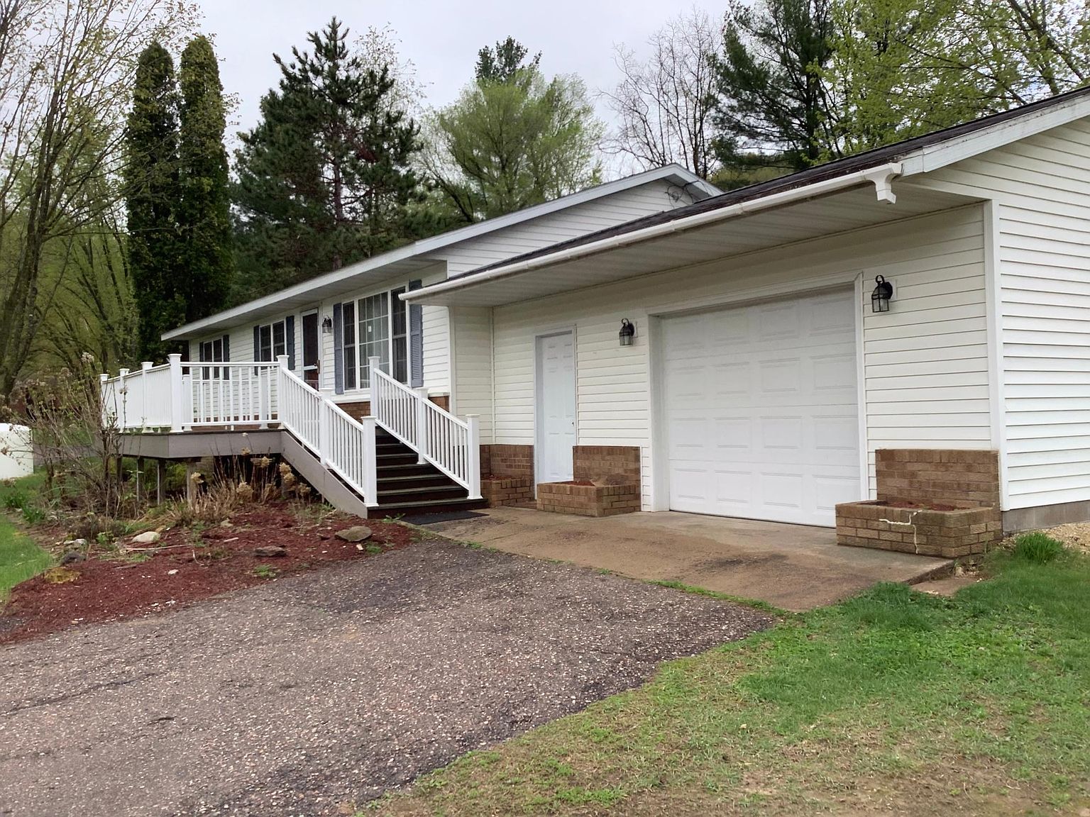 215 2nd Ave E, Knapp, WI 54749 | MLS #6532072 | Zillow