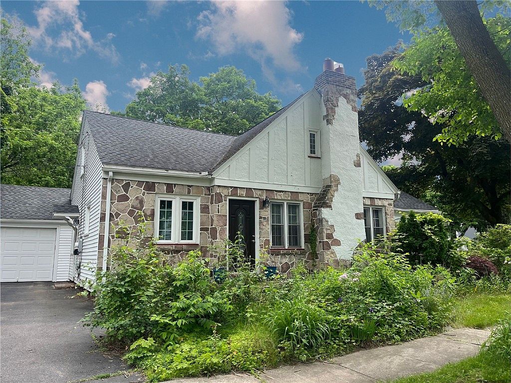 80 Rutledge Dr, Rochester, NY 14621 | Zillow