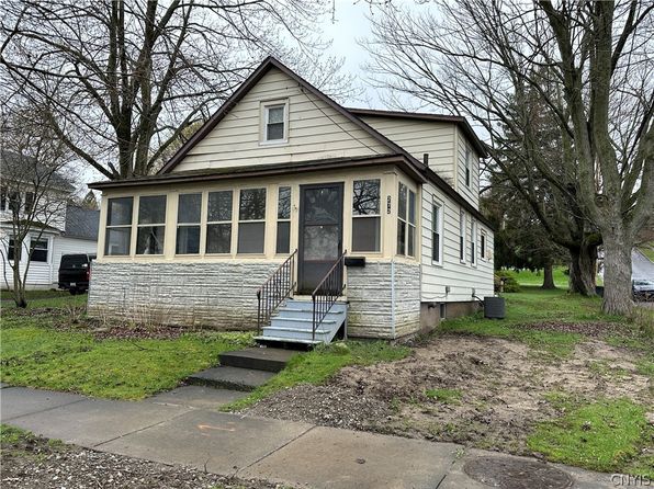 Oswego NY Real Estate - Oswego NY Homes For Sale | Zillow