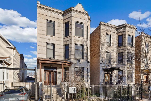 2307 N Spaulding Ave, Chicago, IL 60647 | Zillow