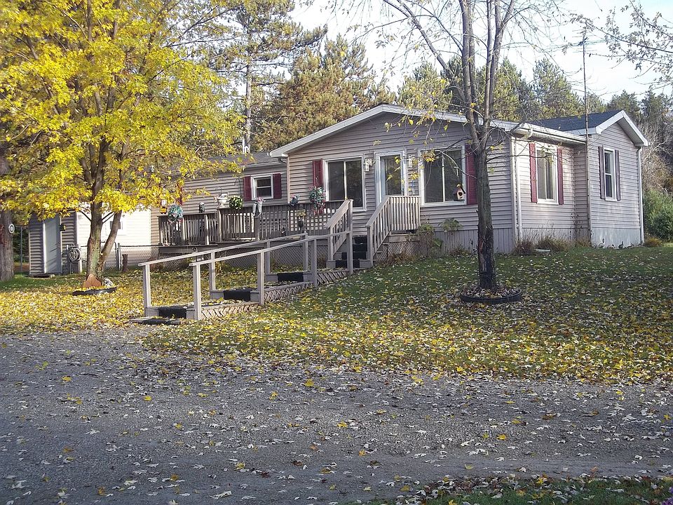 N7695 Vito Ln, Crivitz, WI 54114 | Zillow