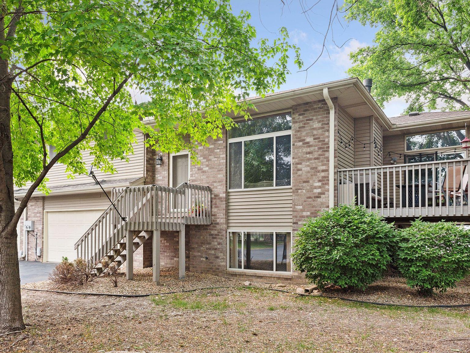 14316 Heywood Ave, Apple Valley, MN 55124 | Zillow