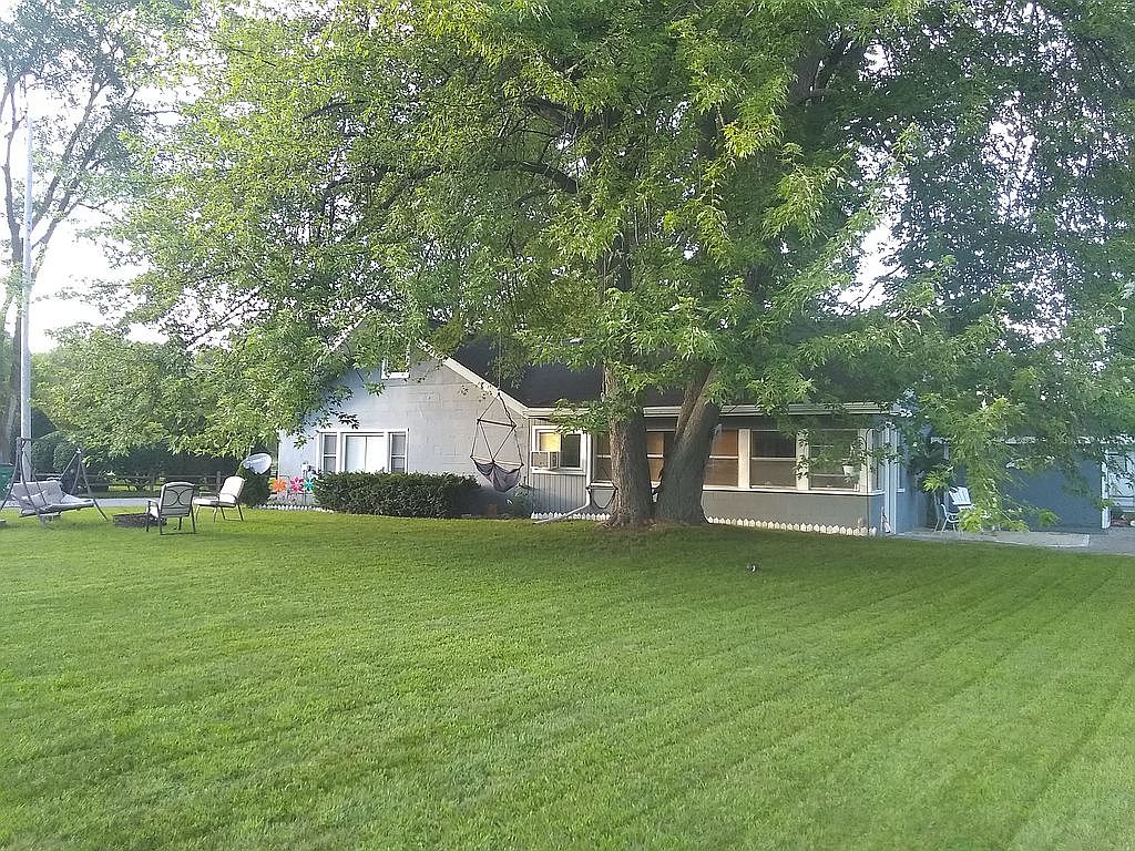 3857 Kawkawlin River Dr, Bay City, MI 48706 | Zillow