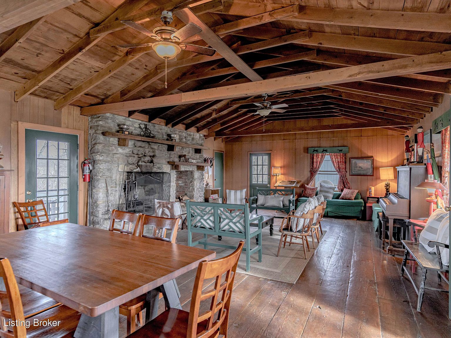 861 Brooks Ln, Simpsonville, KY 40067 | Zillow