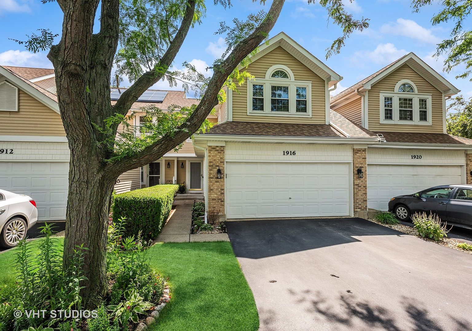 1916 Sunset Dr, Hanover Park, IL 60133 | Zillow