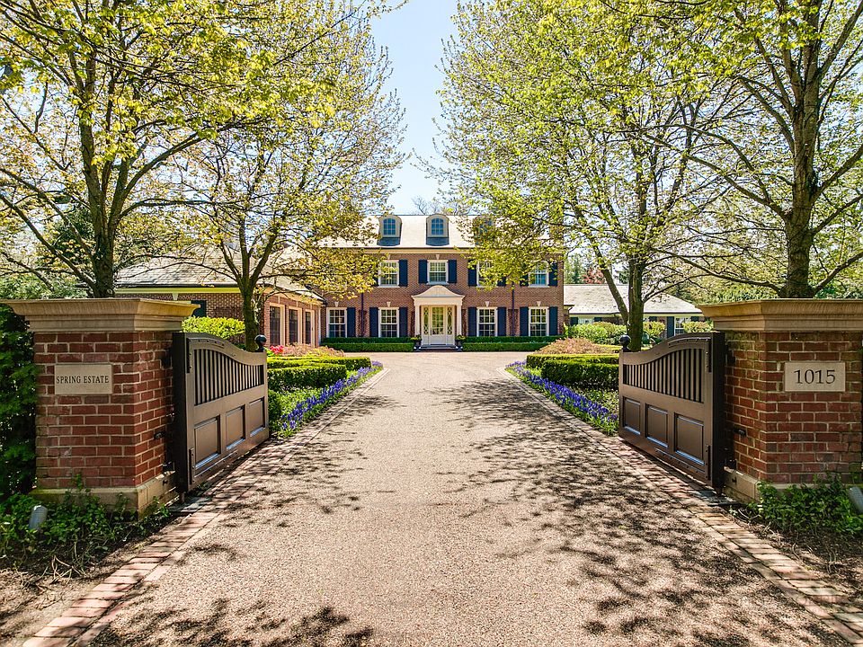 1015 Spring Ln, Lake Forest, IL 60045 | Zillow