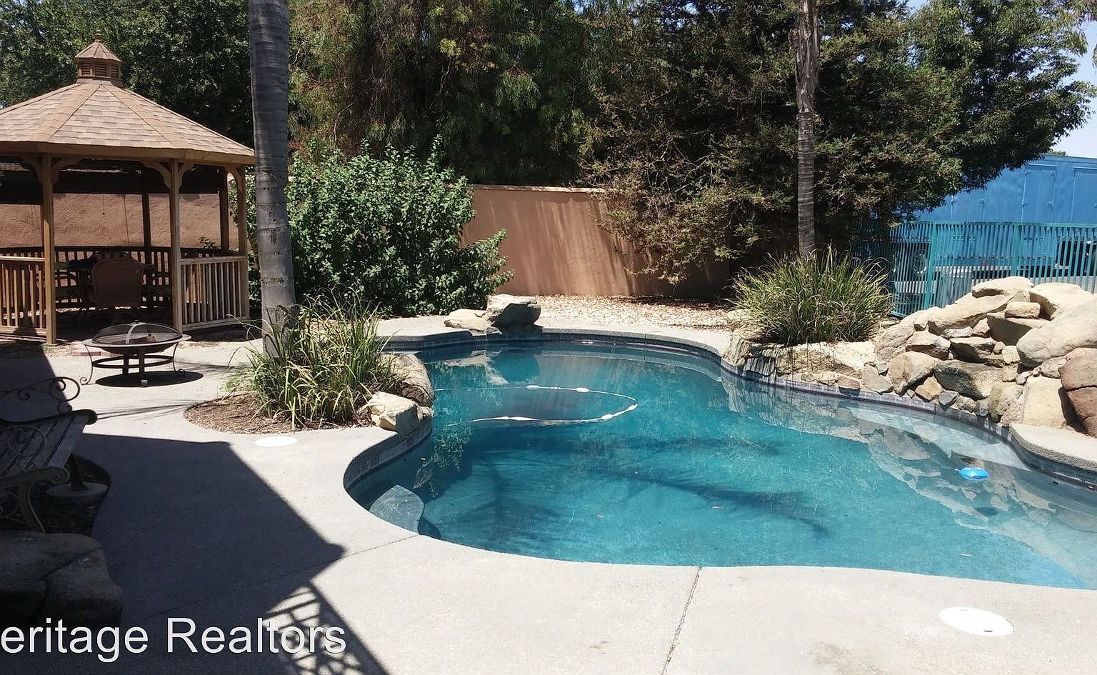 260 Lake Dr, Lemoore, CA 93245 | Zillow