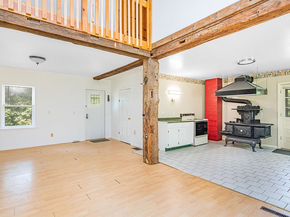 1093 Polly Hubbard Road, Saint Albans, VT 05478 | MLS #4957240 | Zillow