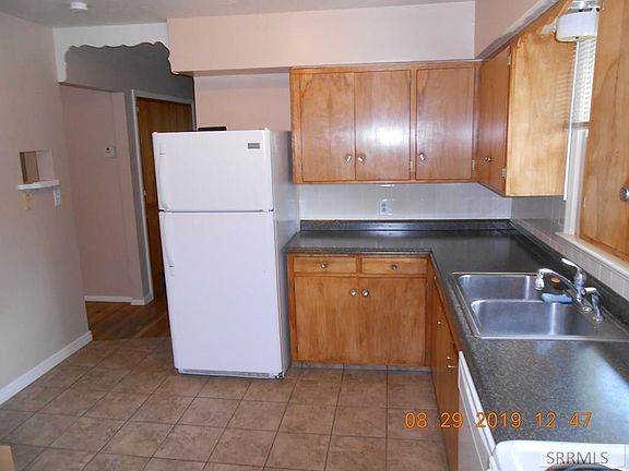 770 8th St, Idaho Falls, ID 83401 | Zillow