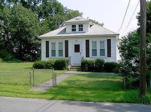 42 Lakeside Dr, Shrewsbury, MA 01545 | Zillow