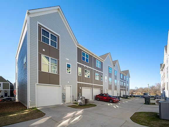 2392 E 18th Street Pl, Chattanooga, TN 37404 | Zillow