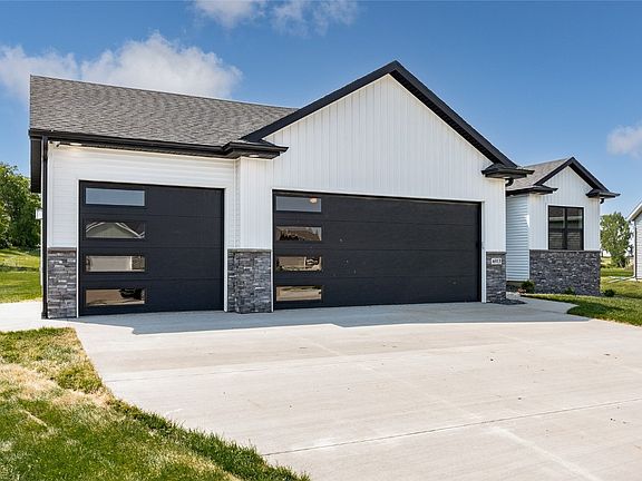 6913 Grey Slate Ct SW, Cedar Rapids, IA 52404 | MLS #2304662 | Zillow