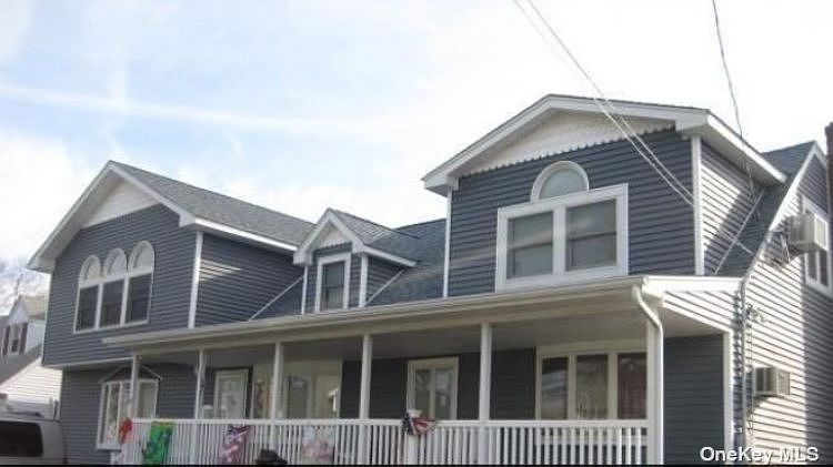 2175 Spruce St, Wantagh, NY 11793 | Zillow