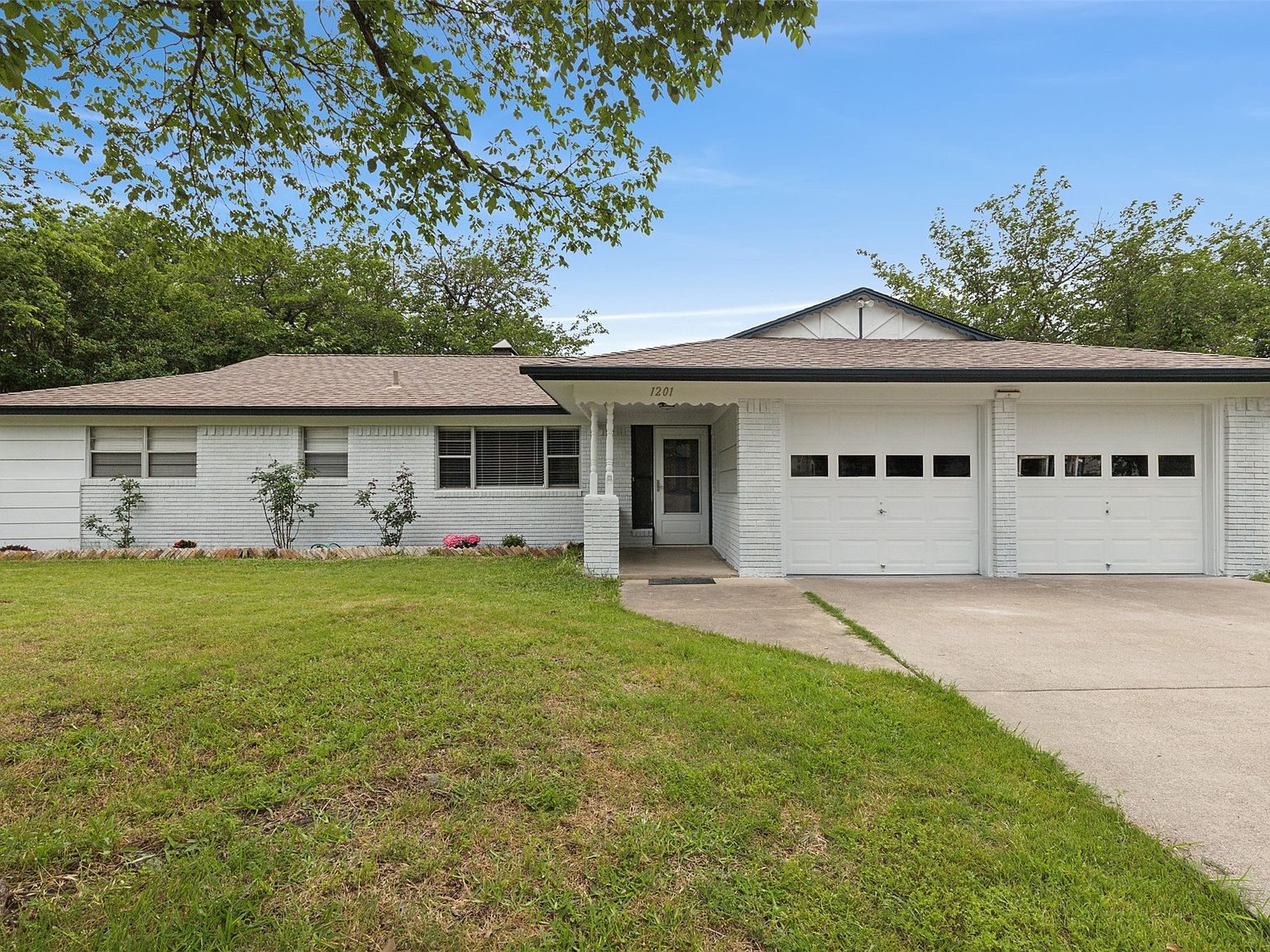 1201 Desiree Ln, Hurst, TX 76053 | MLS #20632954 | Zillow