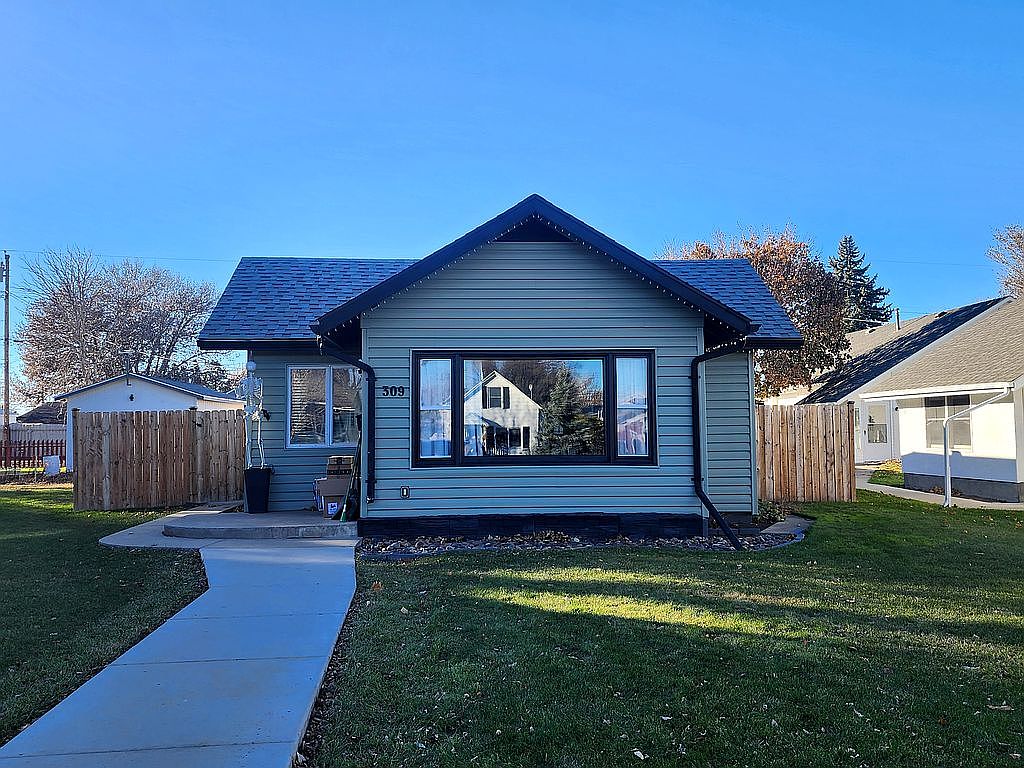 309 7th Ave SW, Sidney, MT 59270 | Zillow