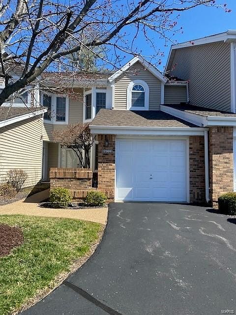 12909 Autumn Fields Ct, Saint Louis, MO 63146 | Zillow
