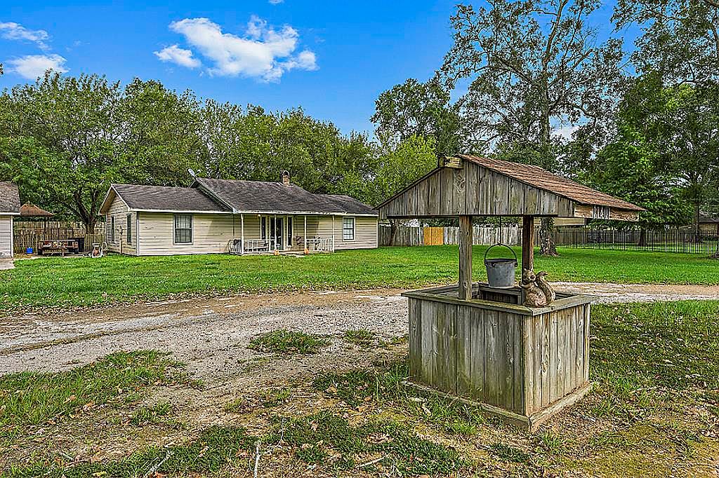 11401 Fostoria Rd, Cleveland, TX 77328 | Zillow