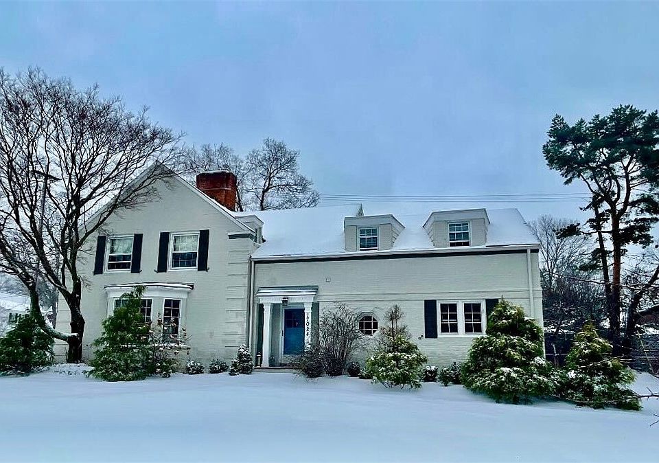 17024 Fernway Rd, Shaker Heights, OH 44120 | MLS #4426411 | Zillow