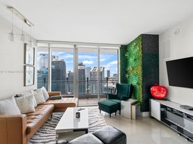 92 SW 3rd St Miami FL | Zillow