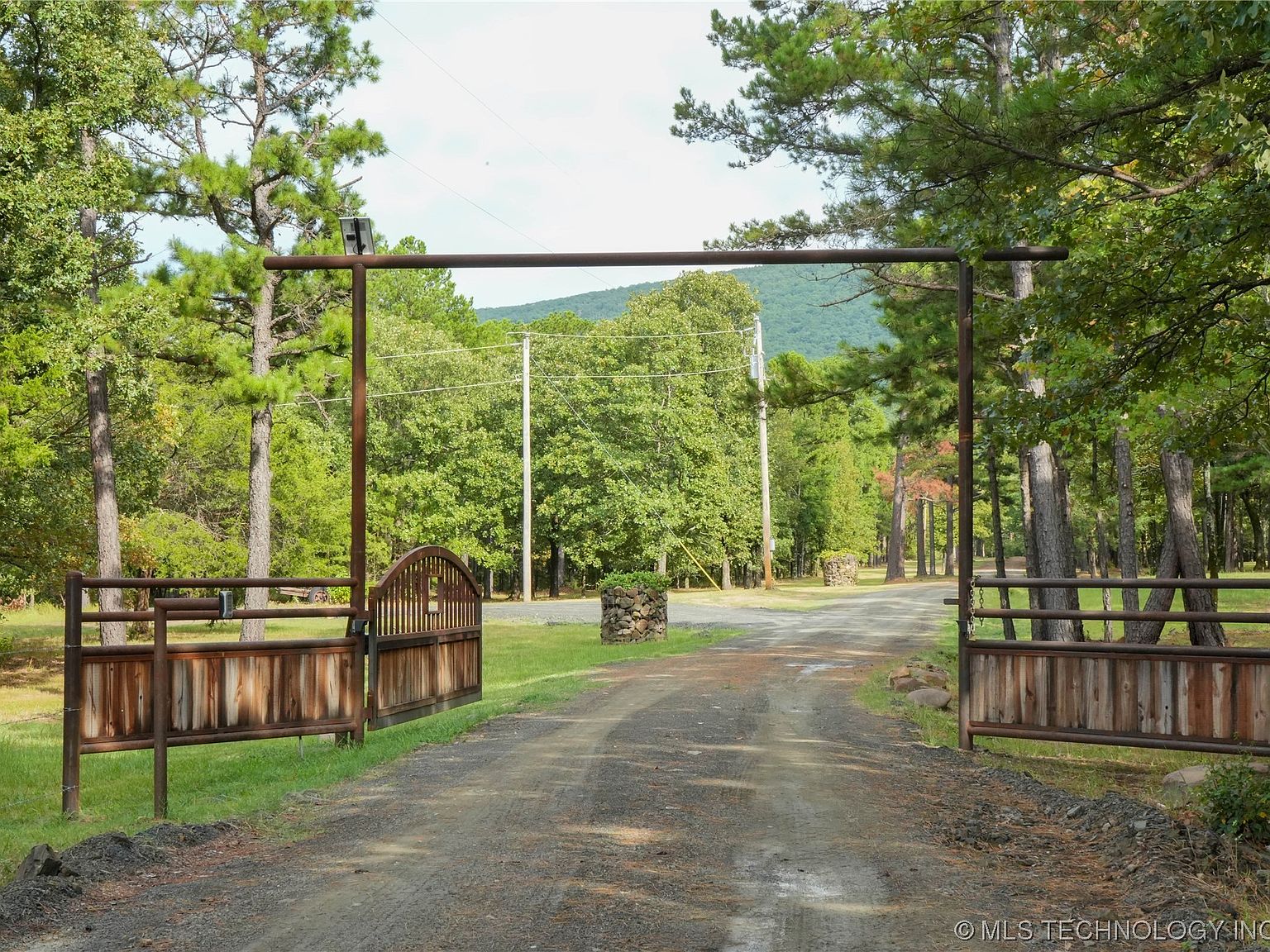 17 Fish Farm Rd, Nashoba, OK 74558 | MLS #2329036 | Zillow