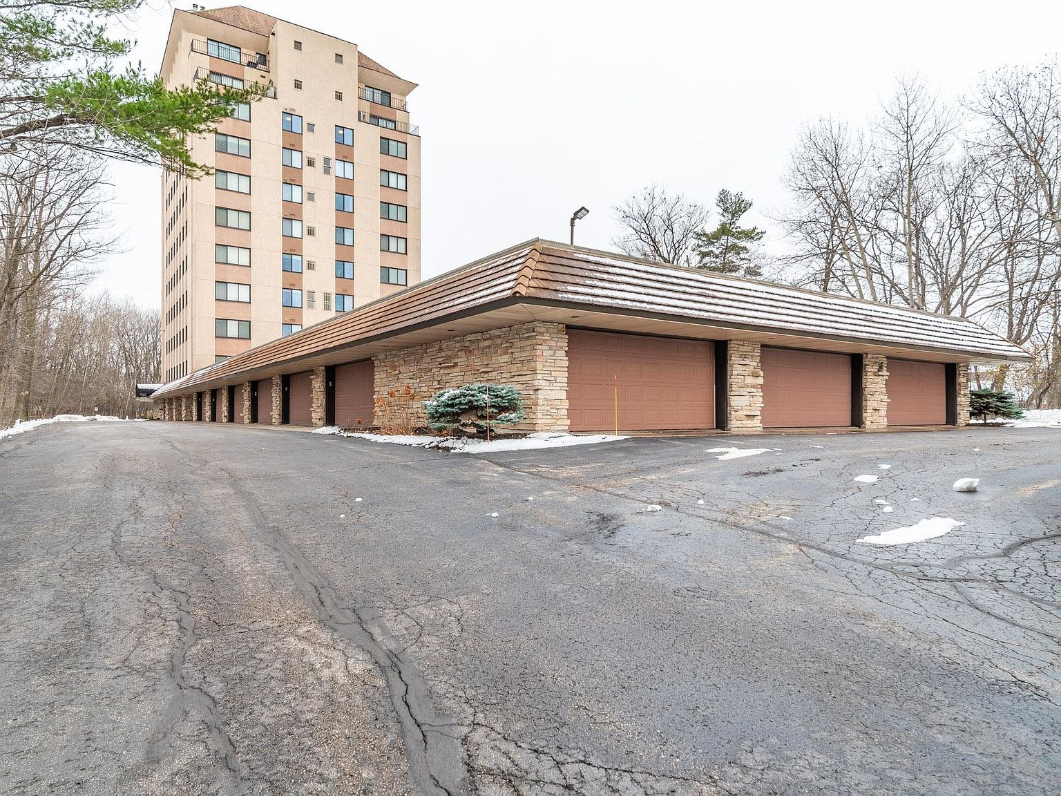 2631 Northern Rd APT 530, Appleton, WI 54914 | MLS #50285147 | Zillow