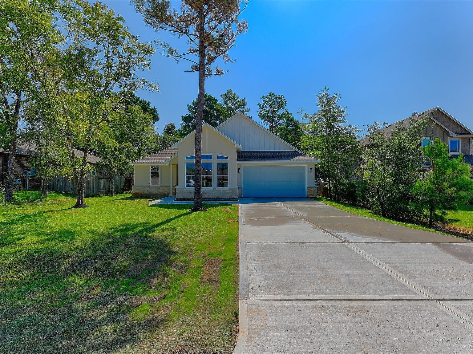 12258 Lake Conroe Hills Dr, Willis, TX 77318 | MLS #48964111 | Zillow