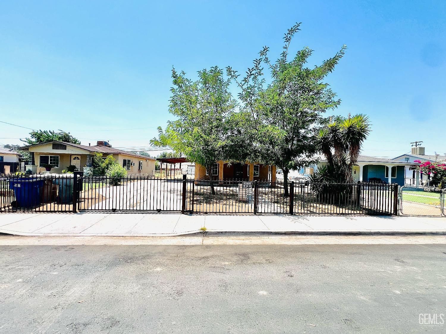 10924 Santa Rosa Ave, Lamont, CA 93241 | Zillow