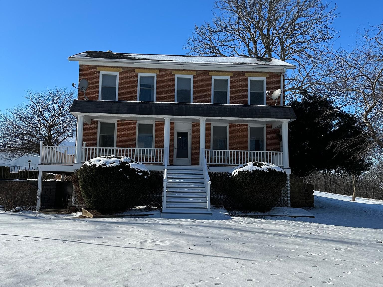 428 5th St, Princeton, IA 52768 | Zillow