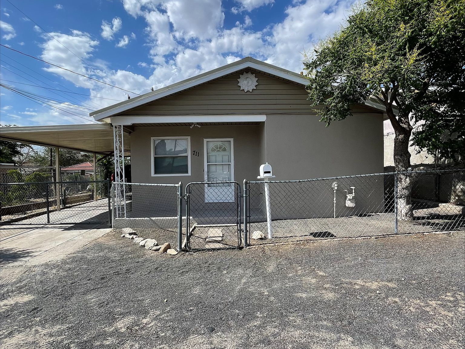 711 Avenida Cesar Chavez SE, Albuquerque, NM 87102 | Zillow