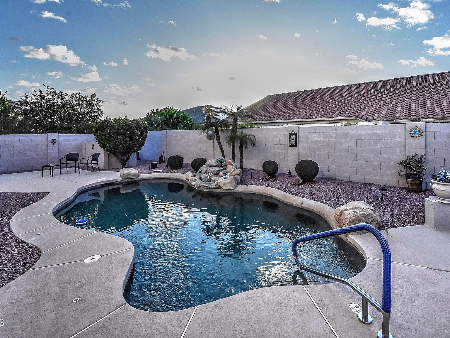 18319 N Krista Way, Surprise, AZ 85374 | Zillow