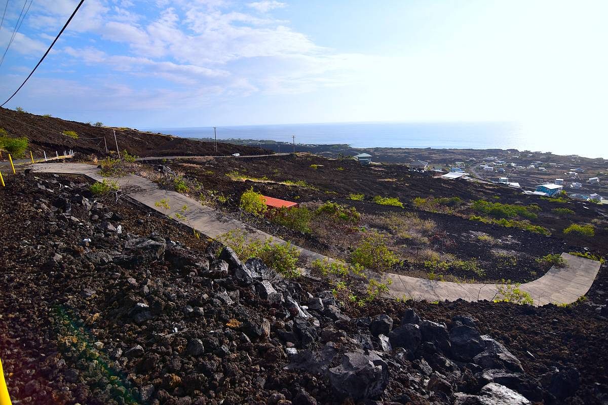 88-2031 Milolii Rd, Captain Cook, HI 96704 | Zillow